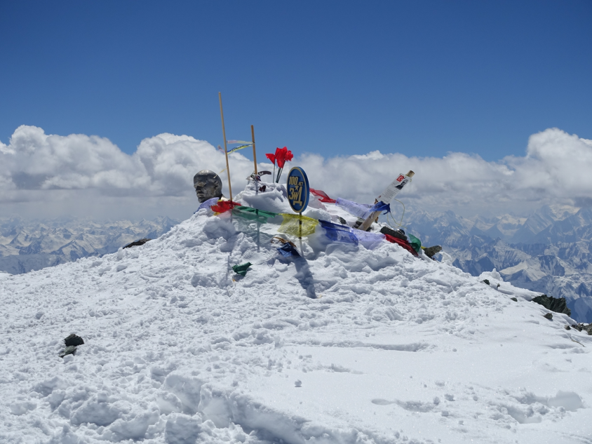 🐻 Expedición al Pico Lenin de 7.134 metros guiado hasta la cumbre